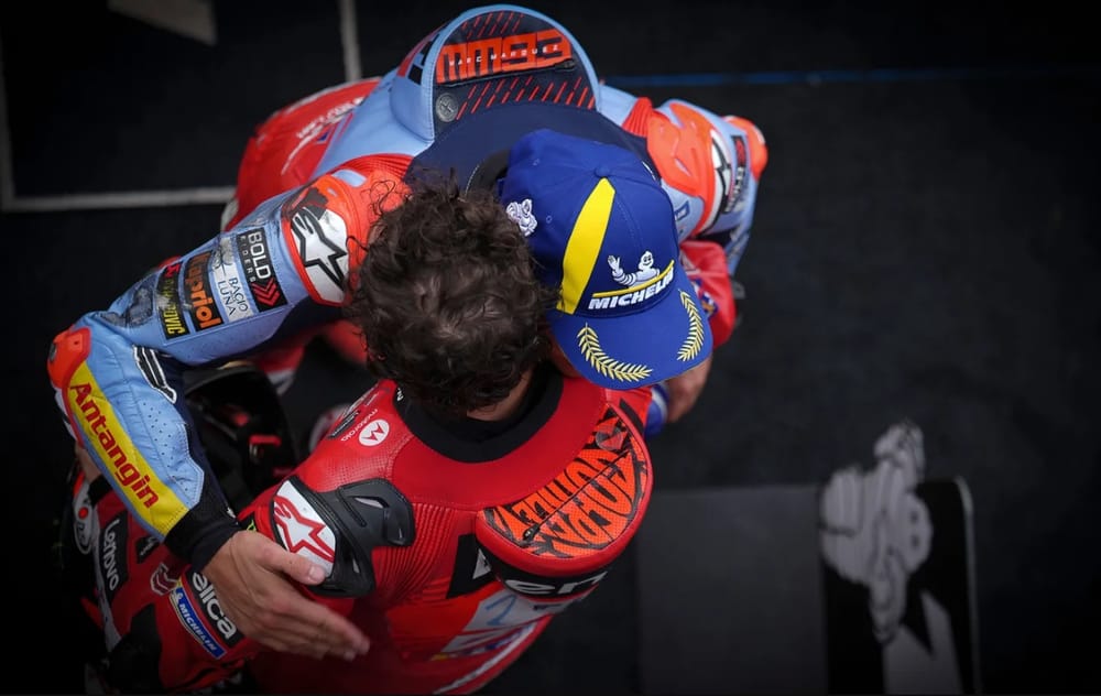 Rossi : « Bagnaia a répondu, quand Marquez te voit saigner il mord ...