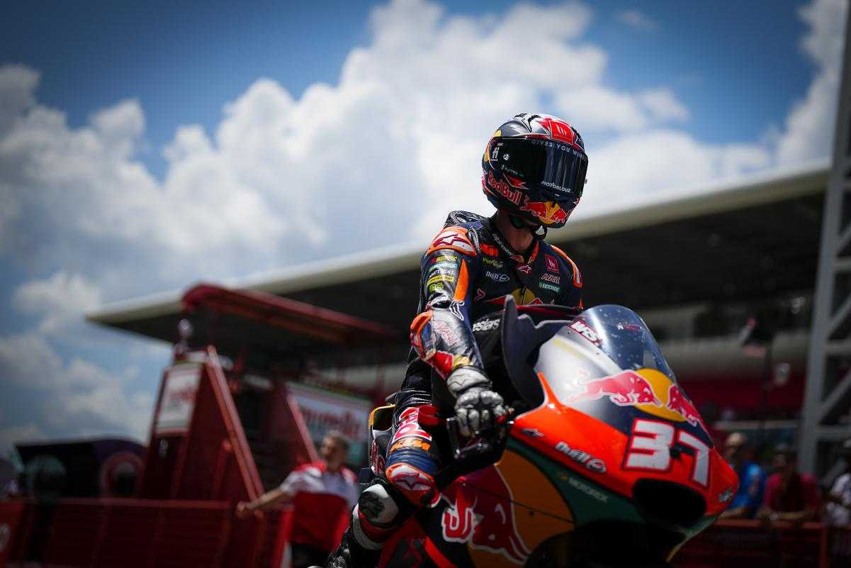Acosta veut le MotoGP, KTM lui demande d'attendre
